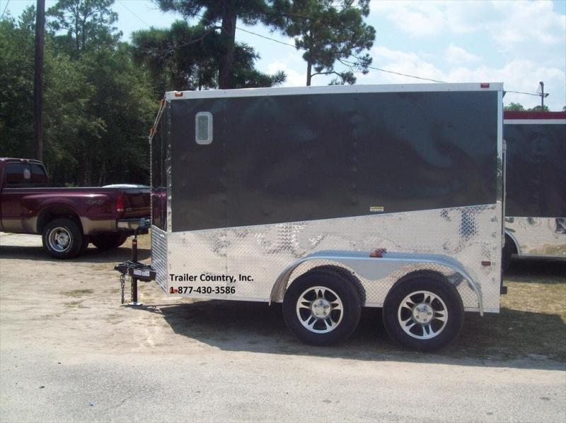 BRAND NEW 7 X 10 TANDEM ENCLOSED TRAILER WITH V-CUT IN THE REAR in ...