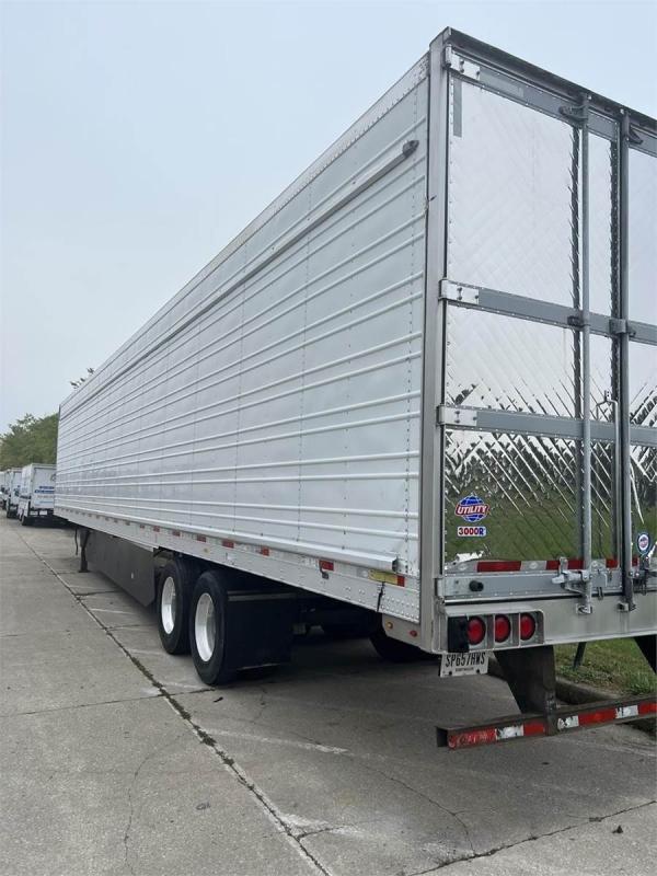 2015 Utility Trailer Manufacturing Company 53' Reefer Trailer w ...