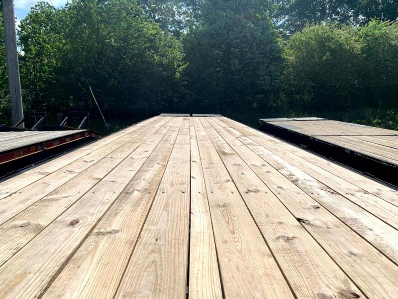 2022 Stagecoach Gooseneck Flatbed in Slayden, MS | Trailer Trader