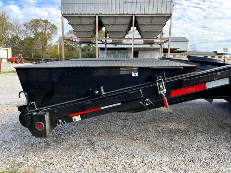 2022 East Texas Trailers Gooseneck in Slayden, MS | Trailer Trader