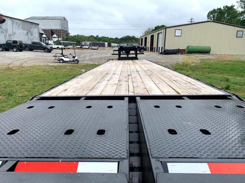 2022 Gooseneck Flatbed in Slayden, MS | Trailer Trader