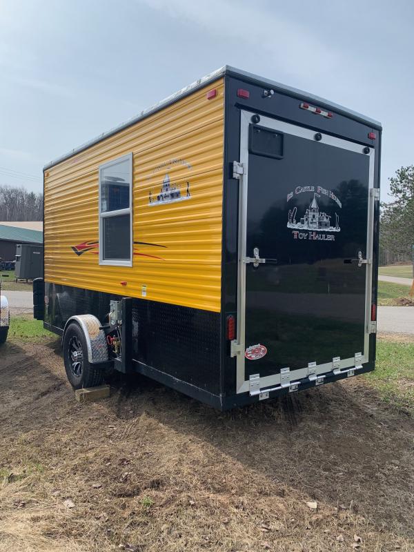 Ice Castle Toy Hauler - Home Alqu