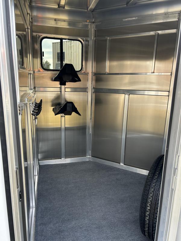 2024 Adam Ju-Lite 710AF-DR 2Horse Straight Aluminum Horse Trailer in ...