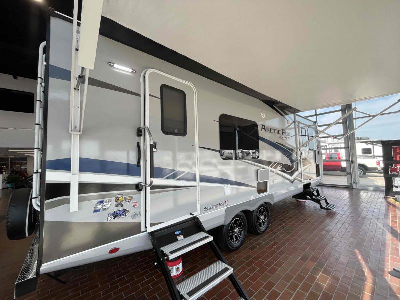 2024 Northwood Manufacturing 25W Arctic Fox Travel Trailer in ...