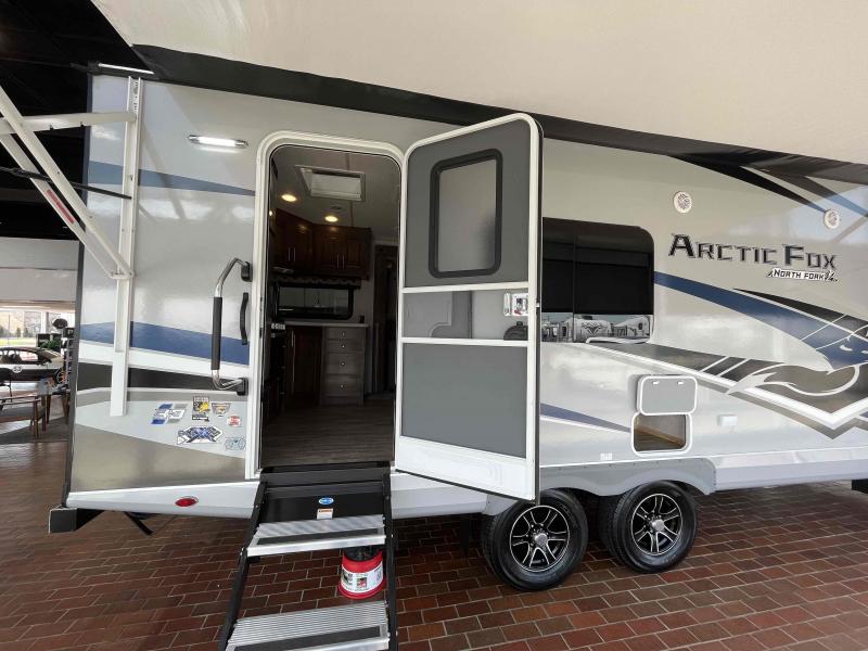 2024 Northwood Manufacturing 25W Arctic Fox Travel Trailer in ...