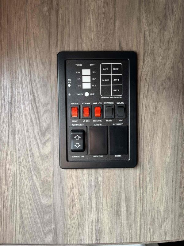 2021 Zinger Lite 18BH Travel Trailer in Springfield, MO | Trailer Trader