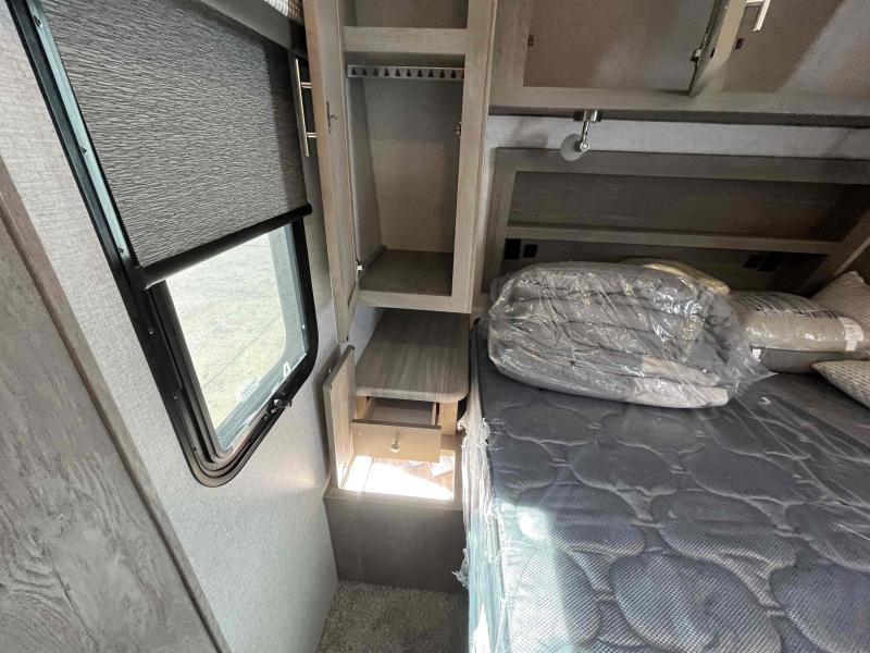 2024 Northwood Manufacturing 32A Arctic Fox Travel Trailer in ...