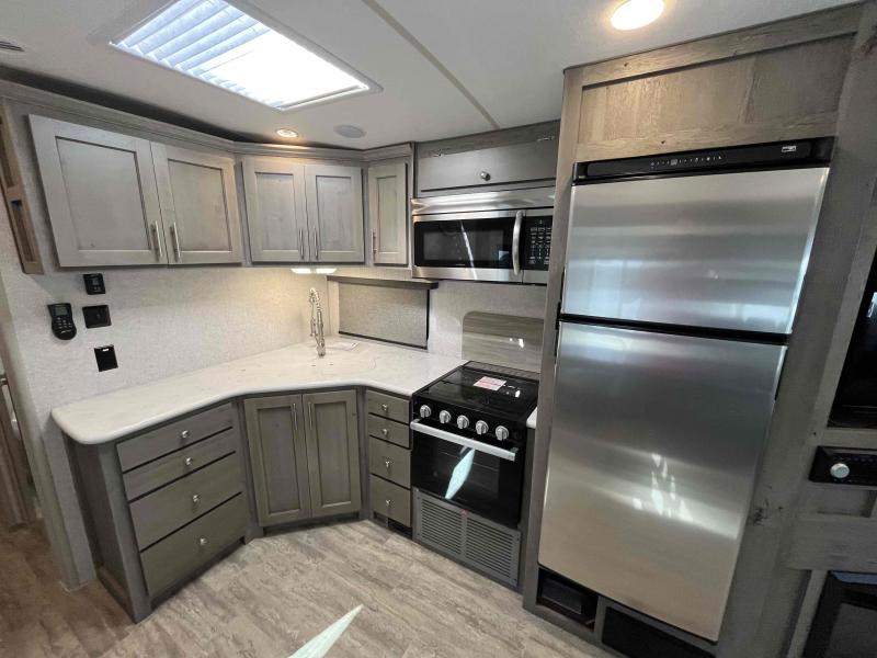 2024 Northwood Manufacturing 32A Arctic Fox Travel Trailer in ...