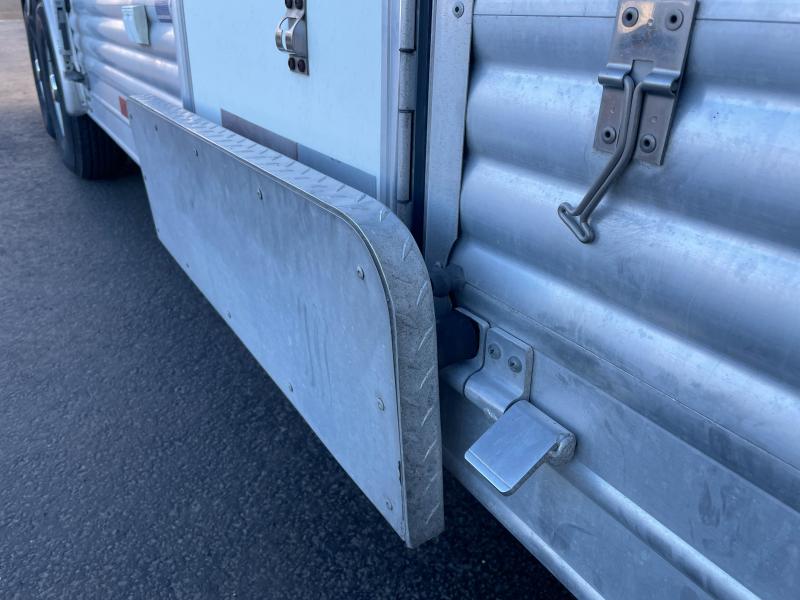 Silver Lite 3H GN LQ Horse Trailer in Walla Walla, WA | Trailer Trader