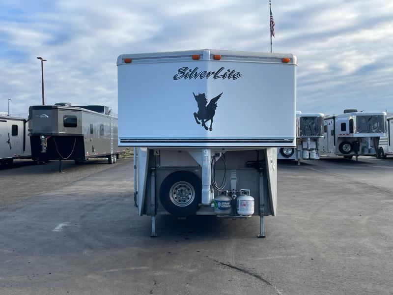 Silver Lite 3H GN LQ Horse Trailer in Walla Walla, WA | Trailer Trader