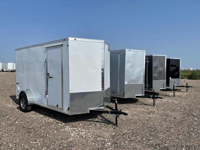 Continental Cargo 6X10 - 6.5Ft Tall - Stabilizer Jacks - D Rings - 2 in ...