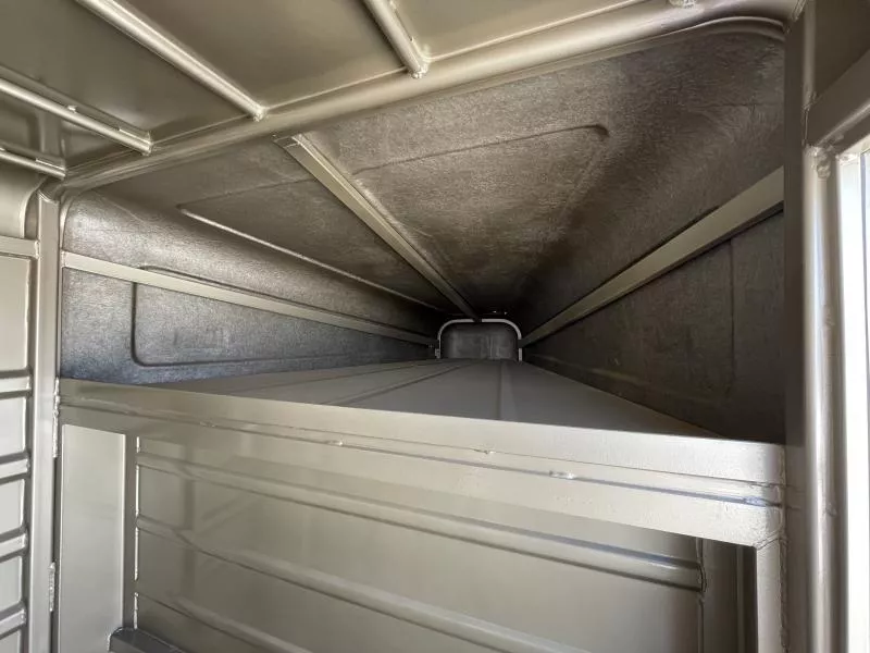 2025 GR Trailers 6' x 16' Gooseneck Single Axle Horse Trailer in ...