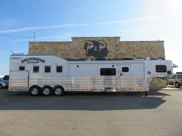 2021 Bloomer 8417 PC Load Outlaw Conversions 4 Horse Slant Load Trailer ...