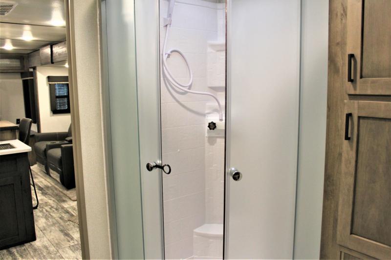 2021 Keystone RV Sprinter Limited 330KBS Travel Trailer RV in Rose City ...