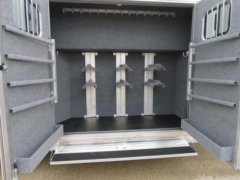 2019 Bloomer 84TRNS Super Tack Trainer 4 Horse Slant Load Trailer w ...