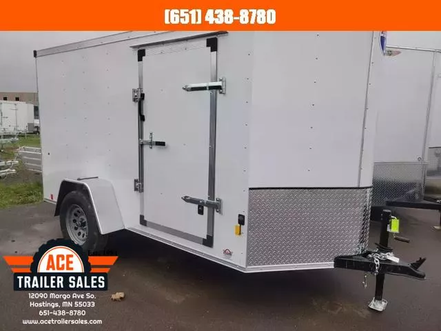 2025 Interstate SFC510SA Enclosed Trailer in Hastings, MN | Trailer Trader