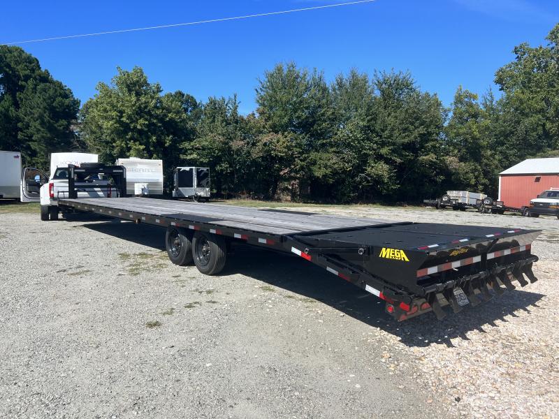 2022 Big Tex Trailers 16GN 35+5 Mega Ramps Equipment / Flatbed Trailers ...