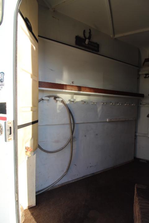 1996 Sundowner 3 Horse Gooseneck Rducd. $500 Foldable Rear Tack ...