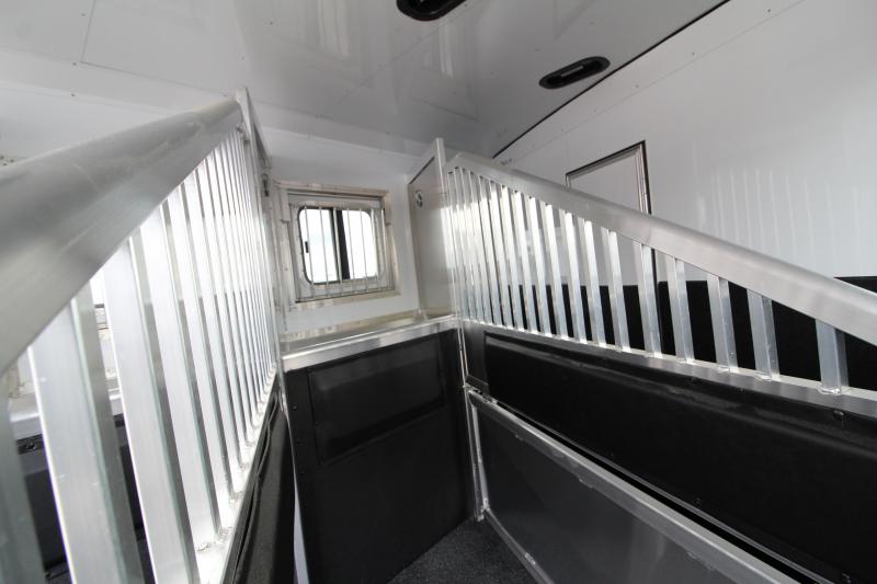 2020 Exiss 8310 3 Horse 10' SW Living Quarters Trailer - Slide Out ...