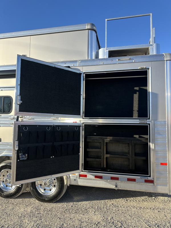 2025 Hart Trailers NFR SHOW TRAILER 4H 18'6 SW Slide Out Side Load ...