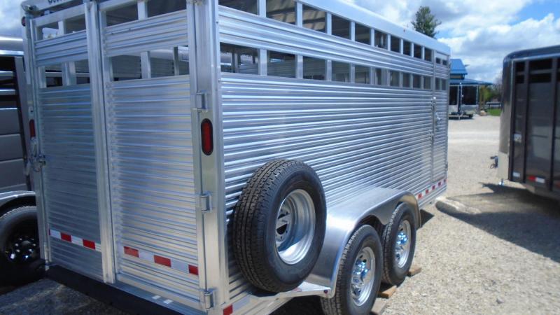 2023 Custom Classic Trailer 16ft Aluminum Livestock Trailer Livestock ...