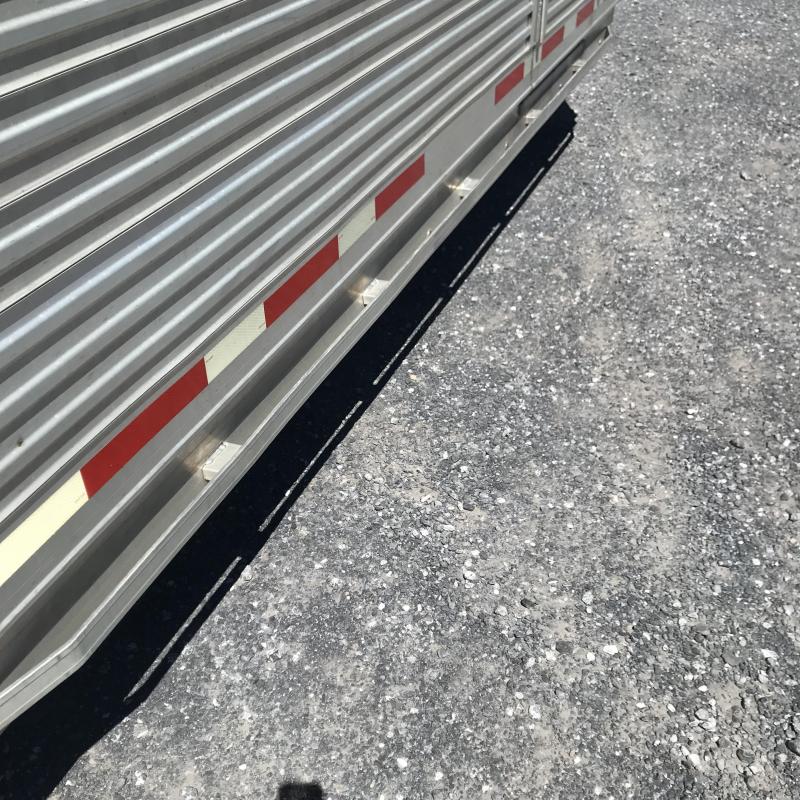2006 EBY 26ft Ruffneck Livestock Trailer | Near Me