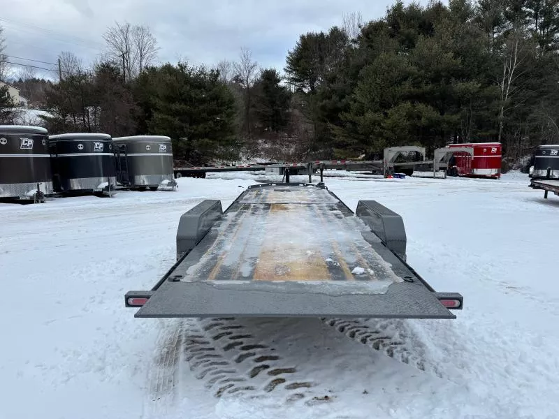 2026 Diamond C Trailers 7x18+6 Powder Coated 14.9K Partial Tilt ...