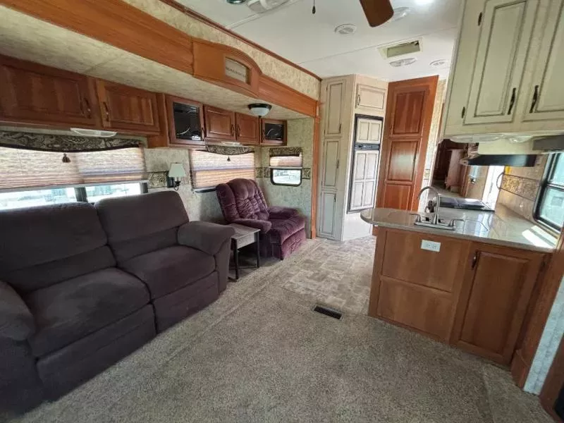 2011 Keystone RV 323RL in Donna, TX | Trailer Trader