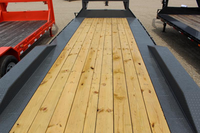 2021 PJ Trailers H7 102"x24' gooseneck superwide Equipment Trailer in ...