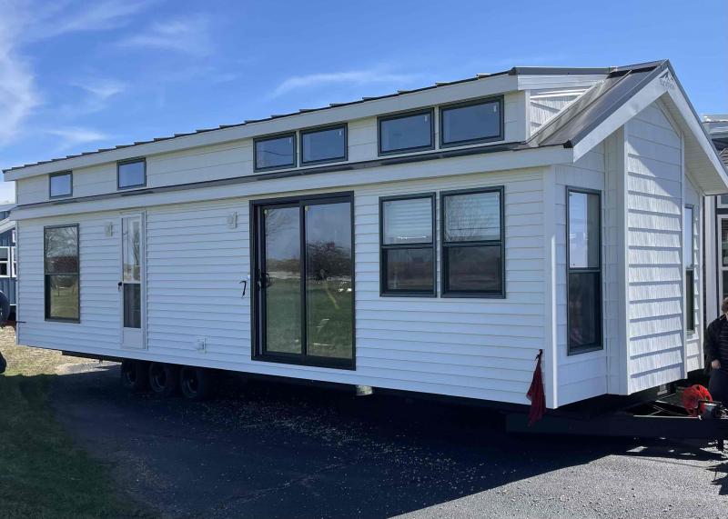 Park Model Homes | RVs and Low Speed Vehicles in Sublette, IL ...