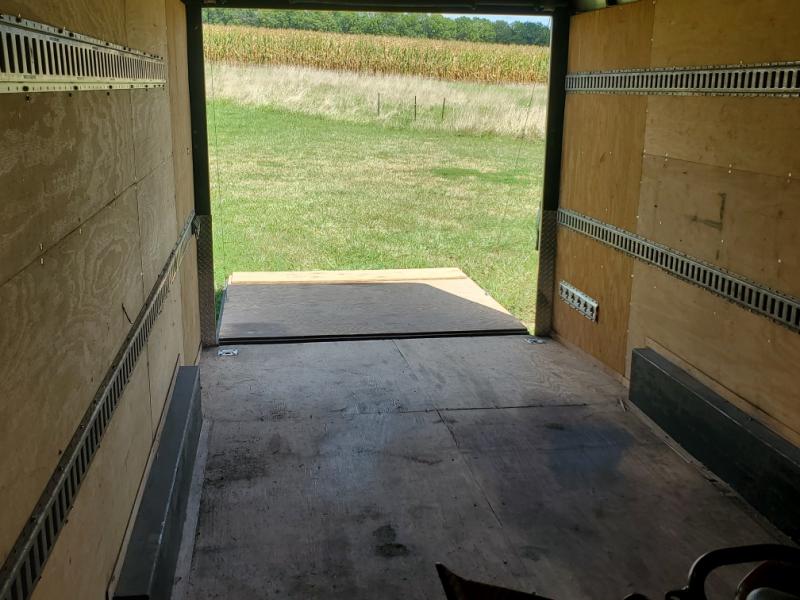 2001 Doolittle Trailer Mfg Gooseneck Cargo (Enclosed) Trailers in ...