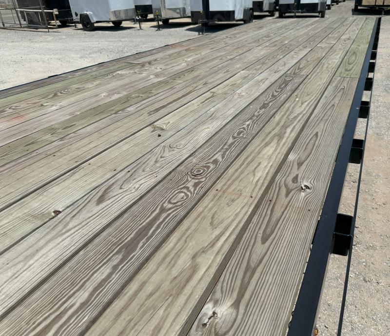 2024 Road Boss 32' Tandem Axle Gooseneck Flatbed Equipment Trailer in ...