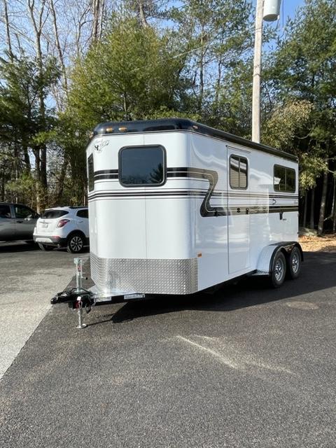 2025 Hawk Trailers 2 HORSE BP WALK THRU W/ DRESS Horse Trailer in North ...