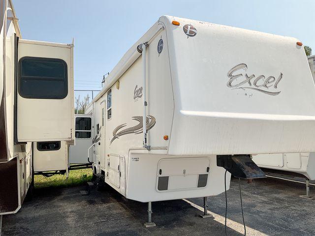 USED 2004 EXCEL 33RSE in Omaha, NE | Trailer Trader
