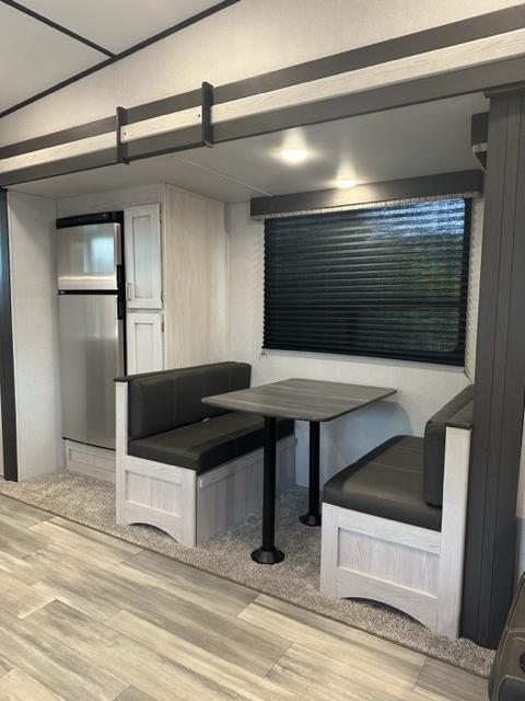 2022 Keystone RV Sprinter 31TB Fifth Wheel in Rose City, MI | Trailer ...