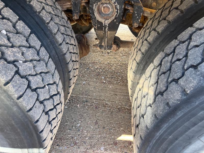 2006 Freightliner Business Class M206 w/ Mohrlang 9032 Feed Box Heavy ...