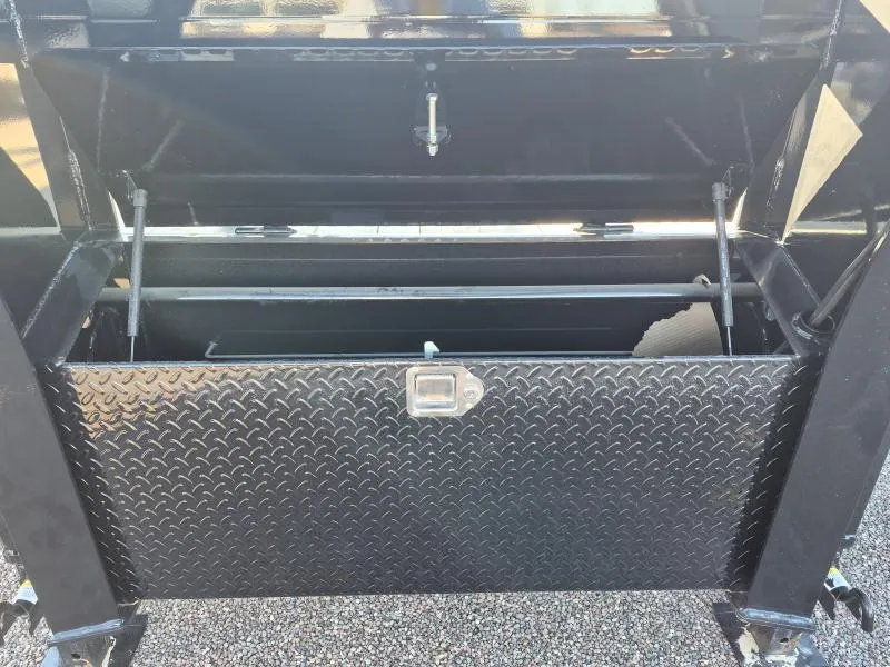 2026 PJ Trailers 30' Gooseneck Low-Pro Flatdeck with Duals, 25K GVWR ...