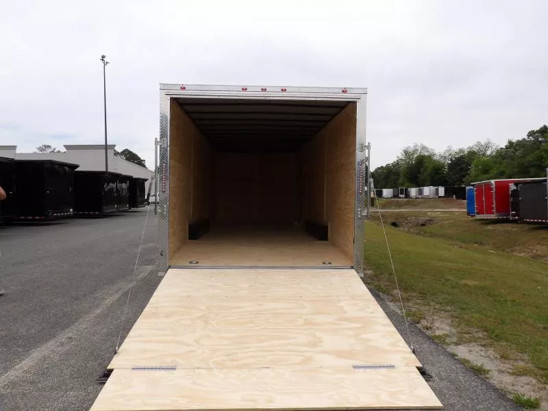 2025 Maximum Cargo Trailers 8.5x24 35K Cargo / Enclosed Trailer in ...