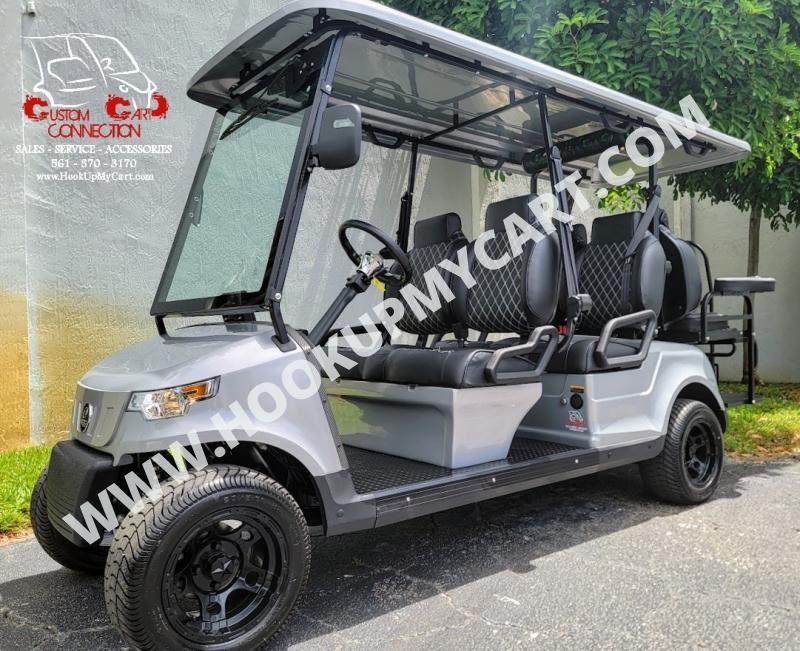 2023 ICON i20 Electric Golf Cart w/Bag Attachments | Custom Golf Carts ...