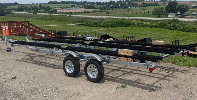 NEW 2022 Load Rite 22' - 24' Tritoon OR Pontoon Boat Trailer in Mount ...