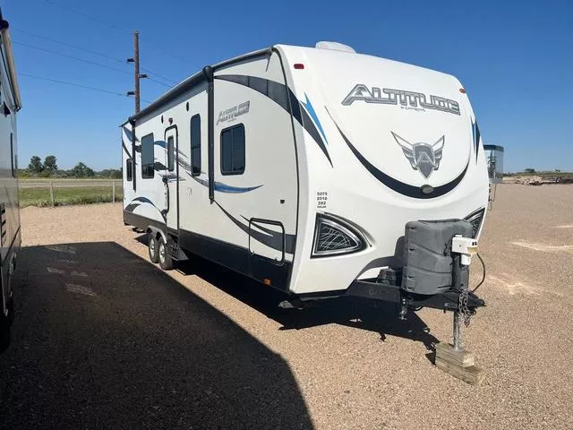 2016 CrossRoads Altitude AT282 Toy Hauler w/ onboard Generator AT-282 ...