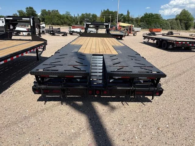 2026 Iron Bull Trailers 26' GN Flatbed in Scottsbluff, NE | Trailer Trader