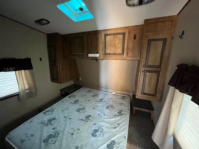 2016 CrossRoads Altitude AT282 Toy Hauler w/ onboard Generator AT-282 ...