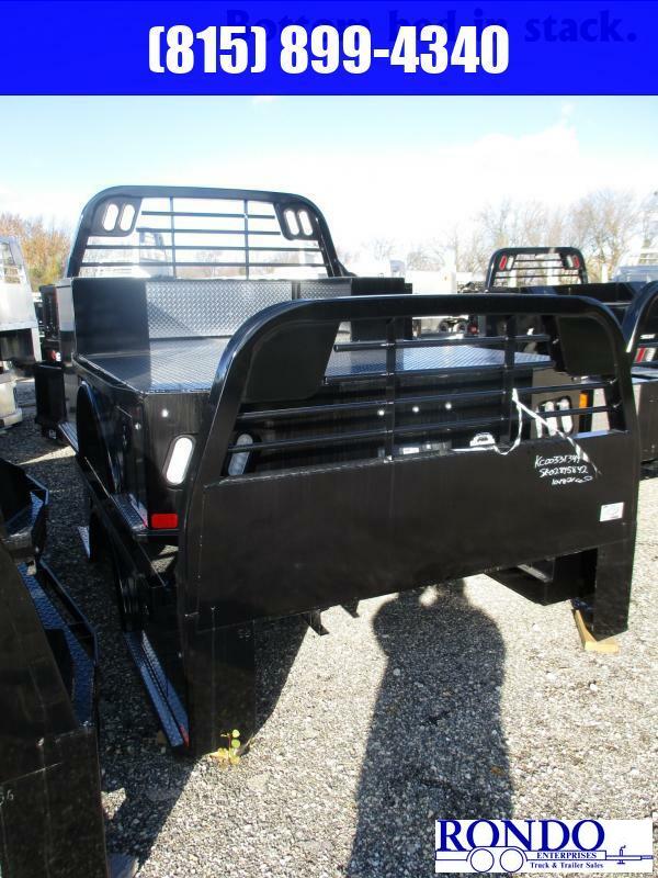 2021 CM Truck Beds SK Skirted Flatbed in Sycamore, IL | Trailer Trader