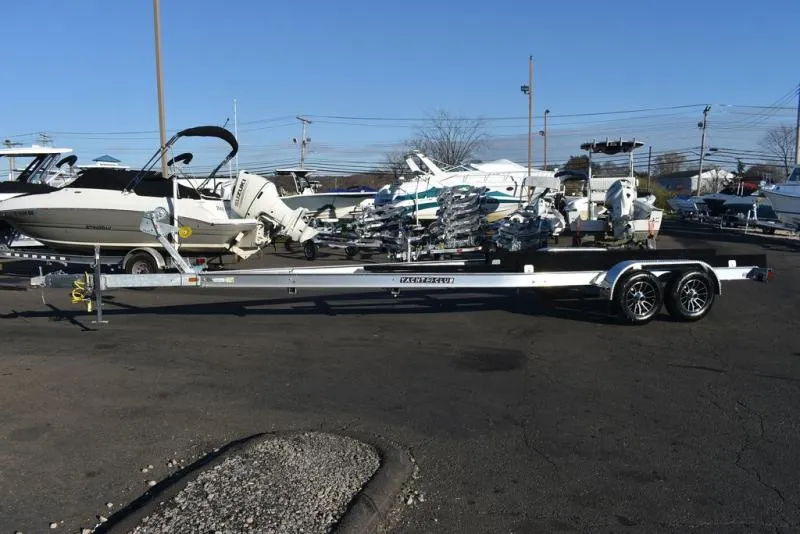 2026 Yacht Club Trailers 27-8000 Aluminum Tandem Axle Bunk Boat Trailer ...