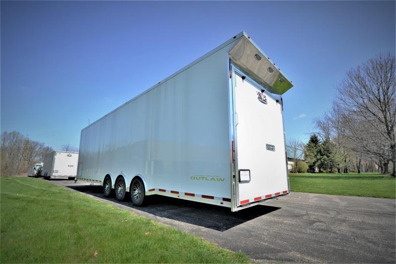 Vintage Trailers Outlaw Special 34' - Vintage Car / Racing Trailer in ...
