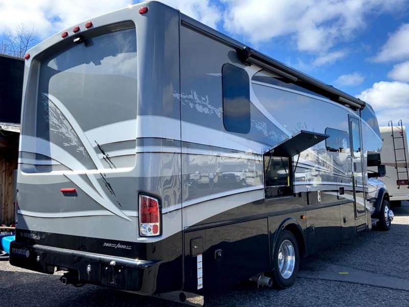 2021 Dynamax Corporation Isata 5 30FW in North Tonawanda, NY | Trailer ...