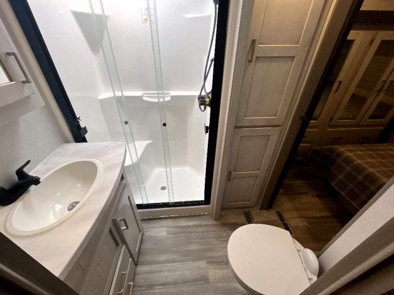 2022 Keystone RV SPRINTER 35BH Fifth Wheel in Wind Gap, PA | Trailer Trader