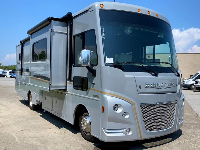 2022 Winnebago ADVENTURER 30T in North Tonawanda, NY | Trailer Trader