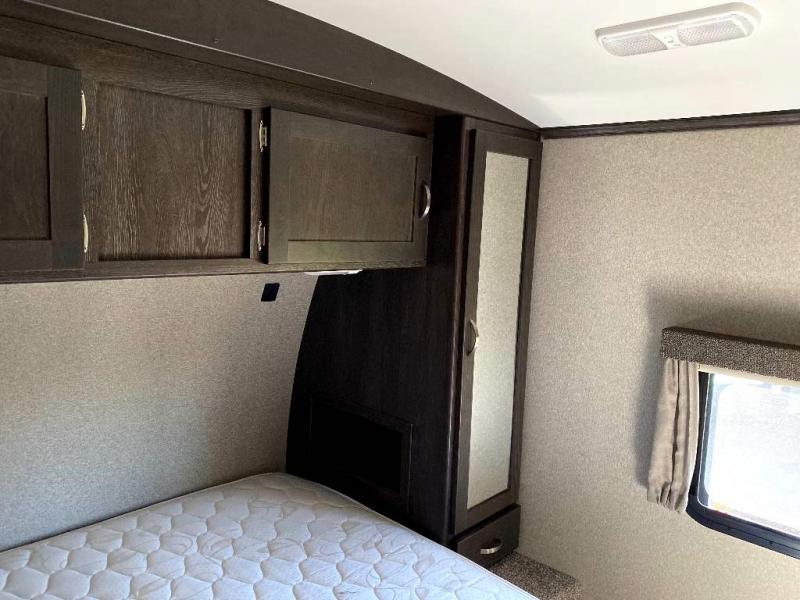 2018 Keystone RV OUTBACK 335CG Toy Hauler in Wind Gap, PA | Trailer Trader